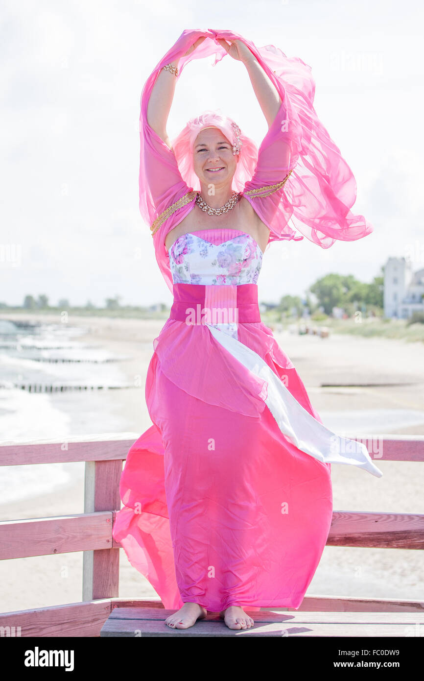 Model rosa hi-res stock photography and images - Alamy