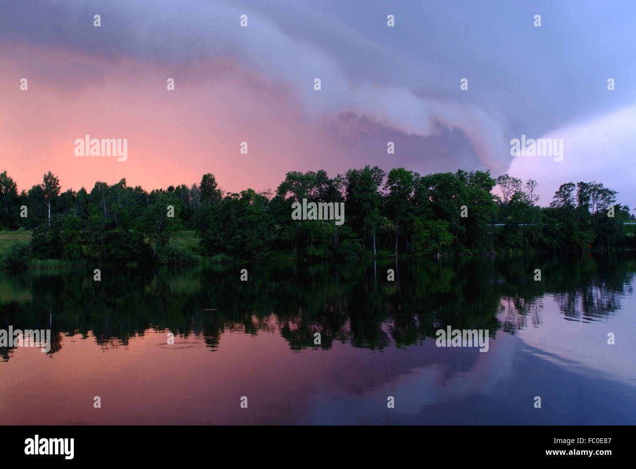 Supercell structure hi-res stock photography and images - Alamy