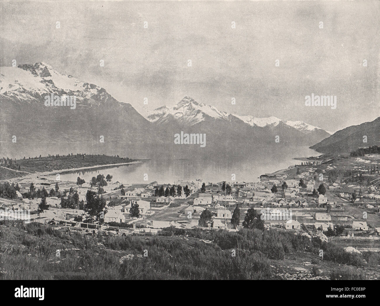 QUEENSTOWN. Showing Lake Wakatipu & the mountains. New Zealand, old ...