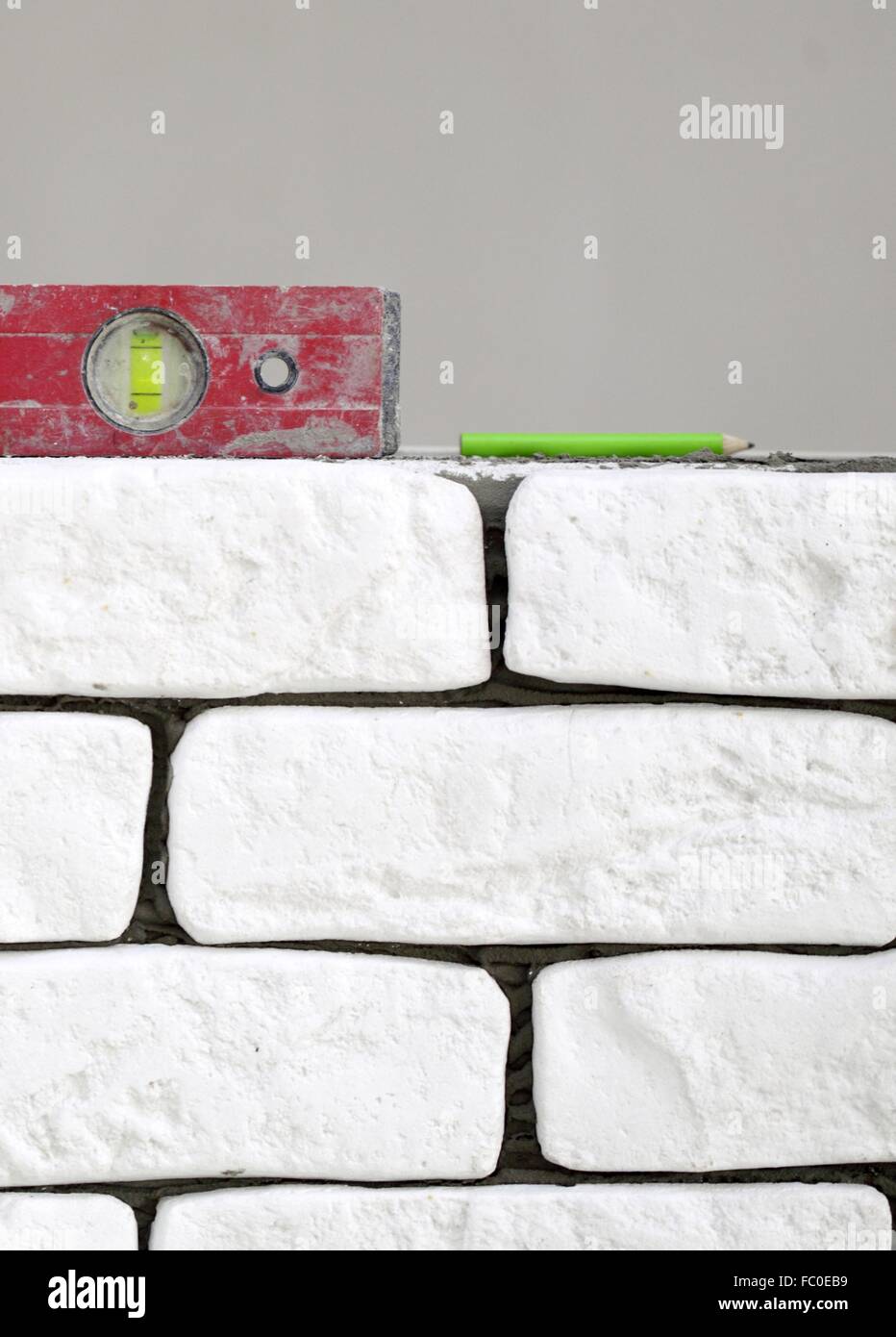 Construction wall level check hi-res stock photography and images - Alamy