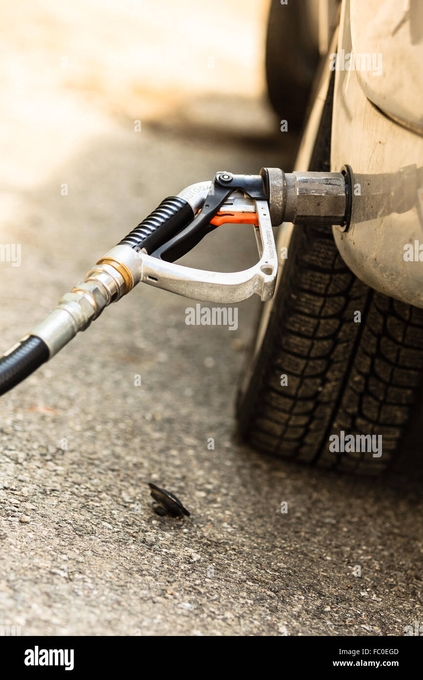 Car filling up fuel pump hi-res stock photography and images - Alamy