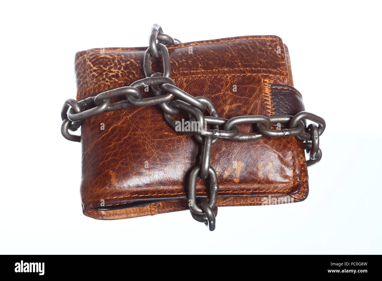 Empty wallet in chain - poor economy, end of spending Stock Photo - Alamy