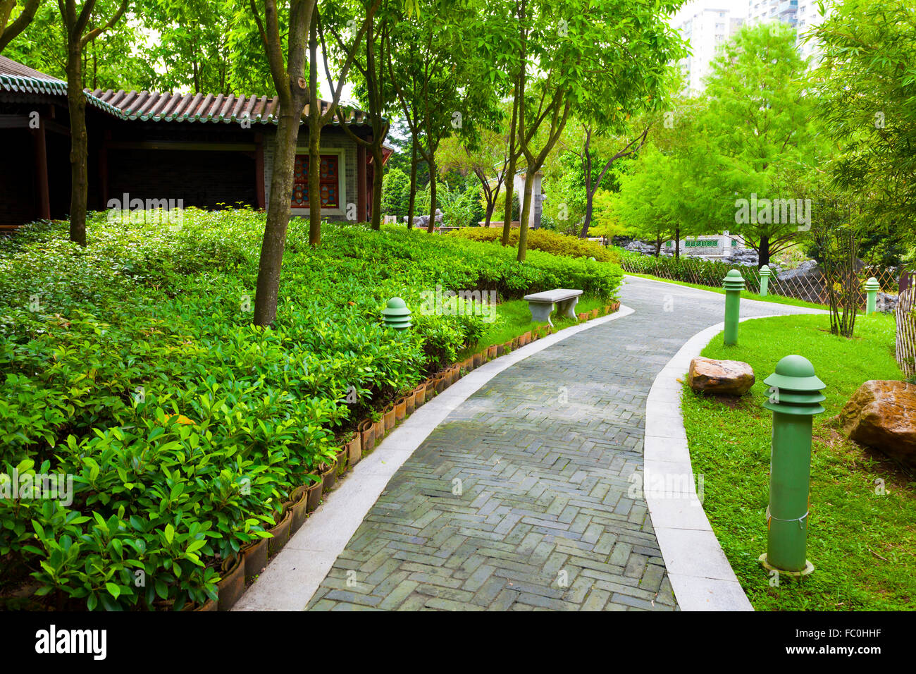 Old chinese gardening design hi-res stock photography and images - Alamy