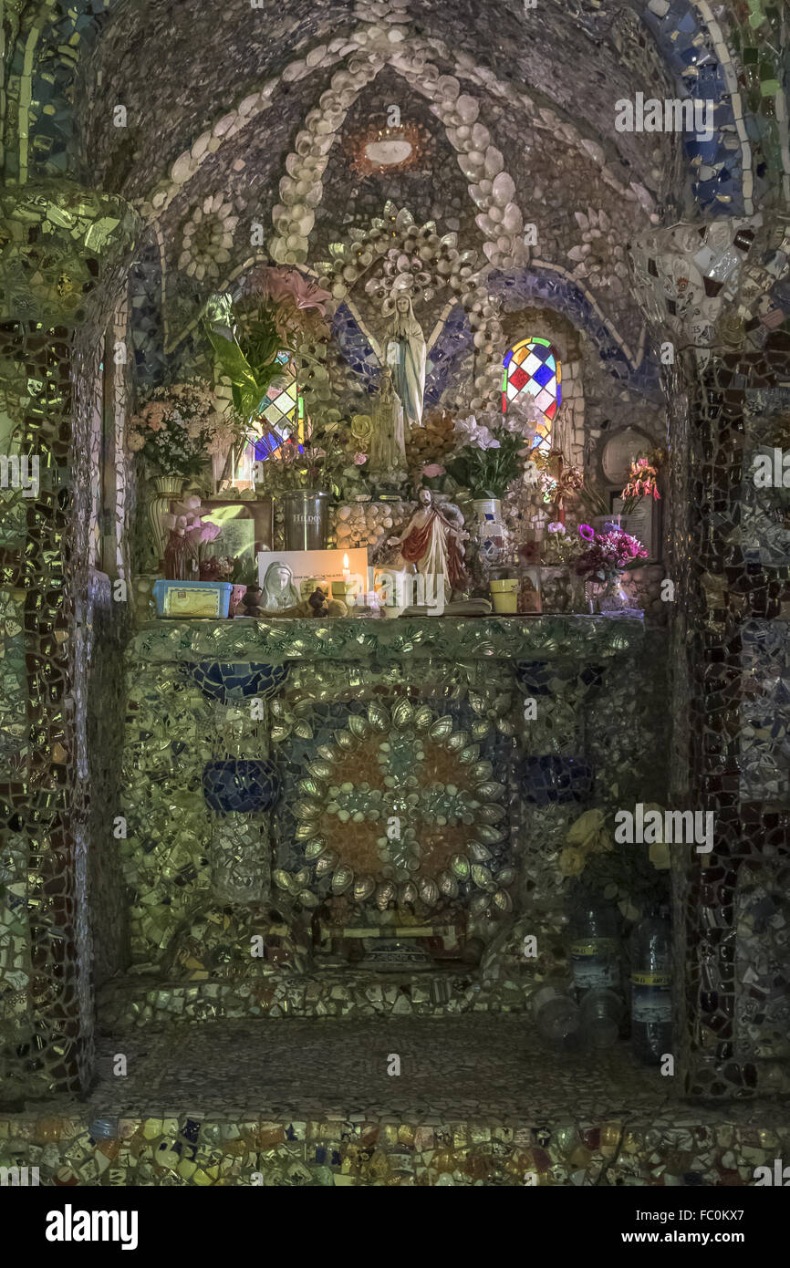 Little Chapel, altar Stock Photo - Alamy