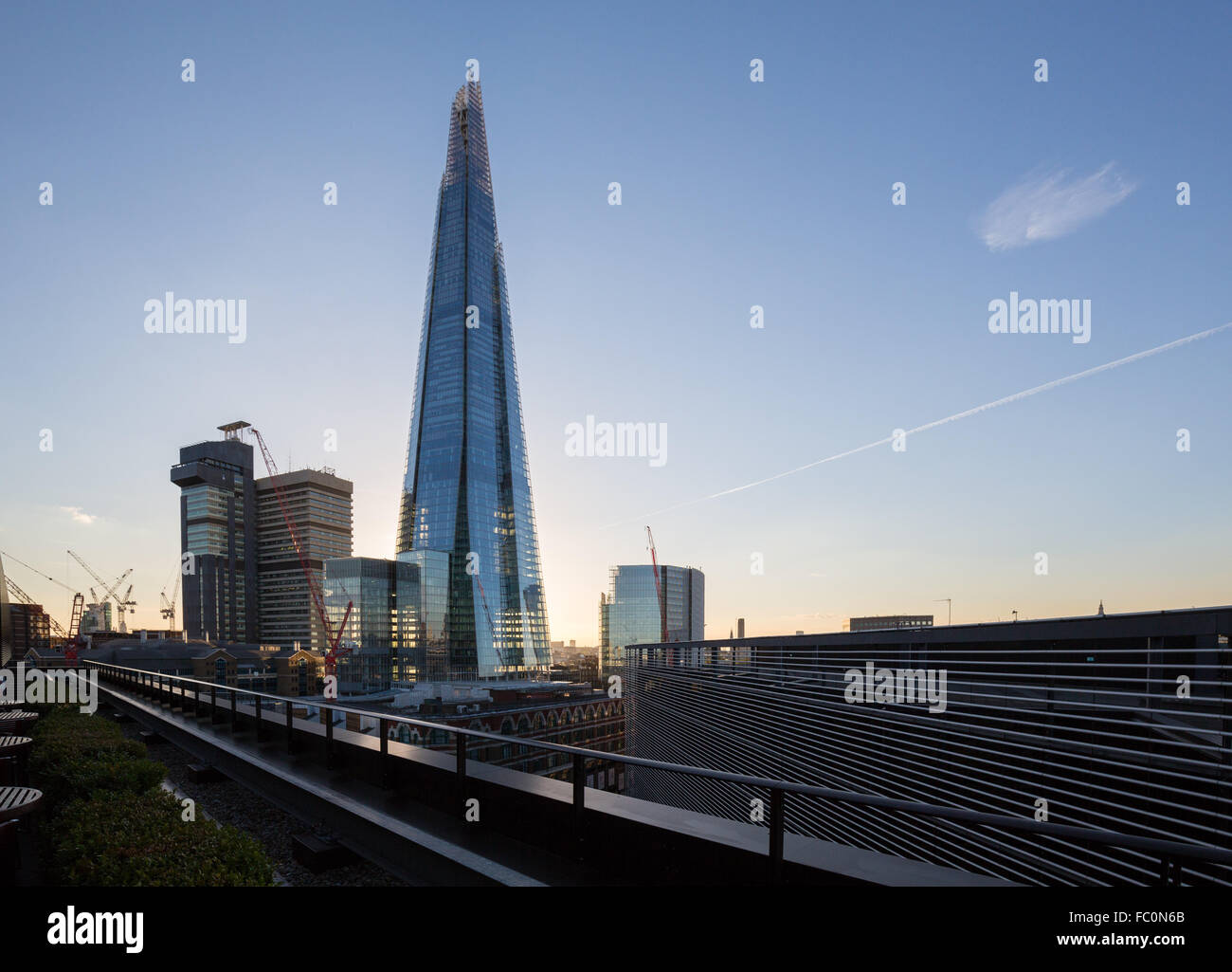 London shard hi-res stock photography and images - Alamy