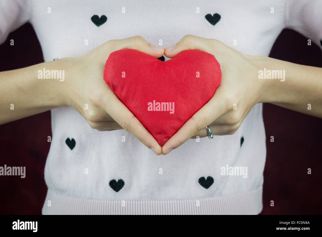 Hand heart gesture hi-res stock photography and images - Alamy