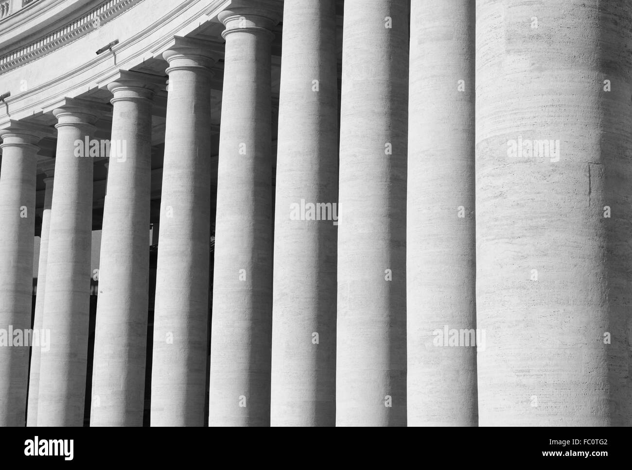 Pillars hi-res stock photography and images - Alamy
