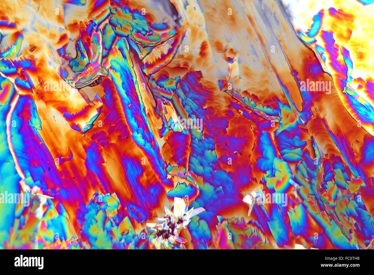 Kaliumsulfat unter dem Mikroskop Stock Photo - Alamy