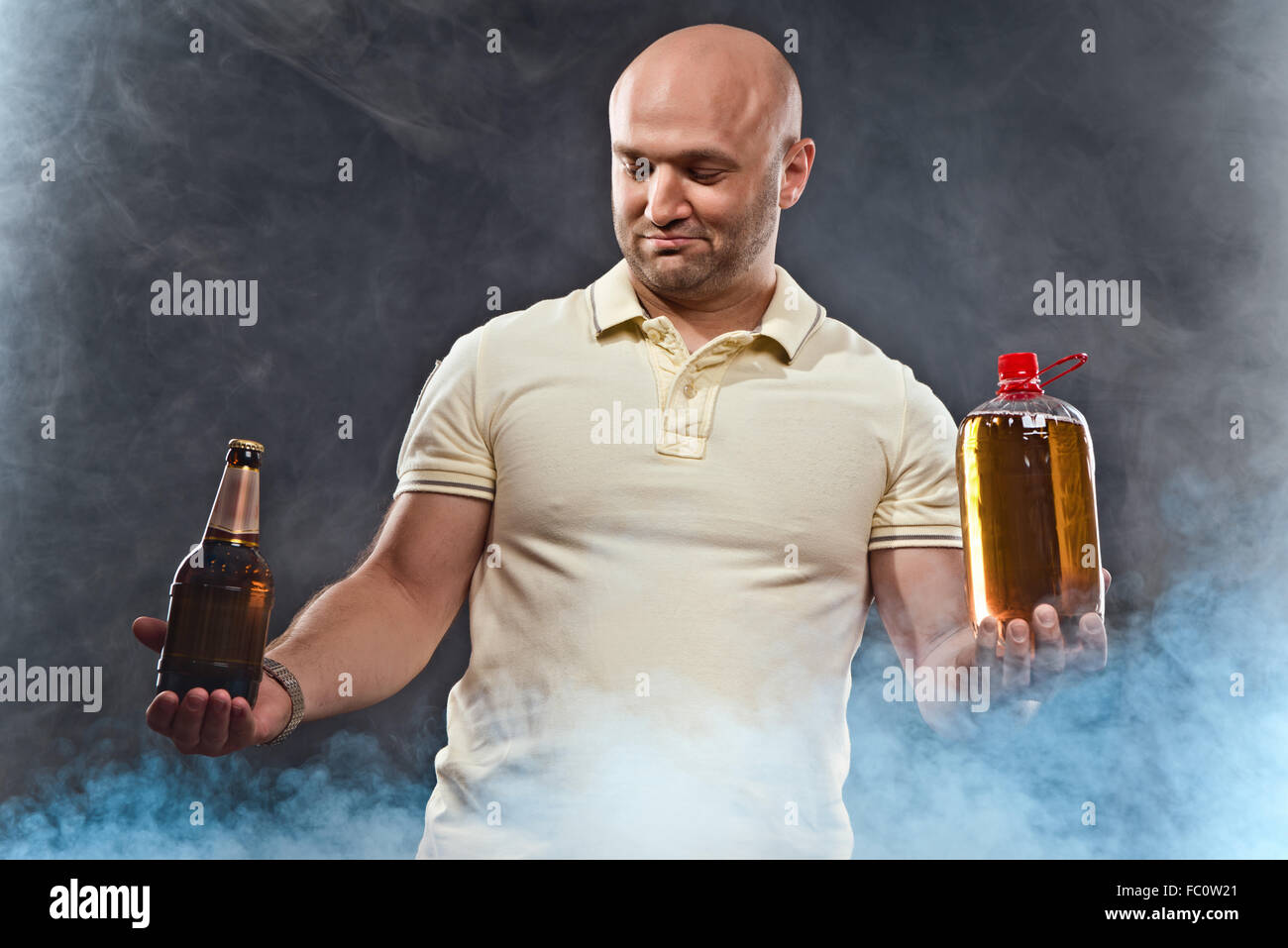 happy man with a beer Stock Photo - Alamy