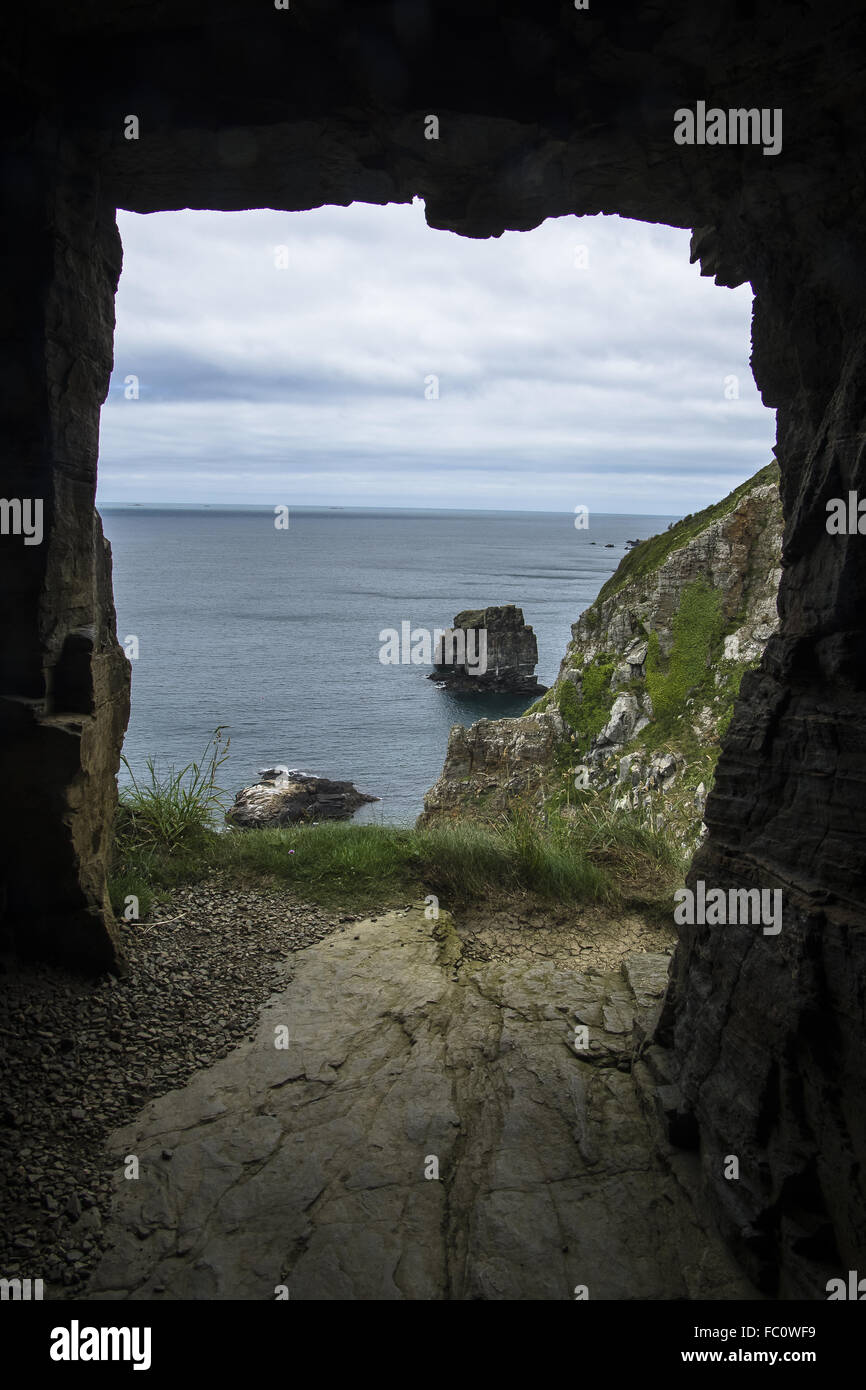 Great window rock hi-res stock photography and images - Alamy