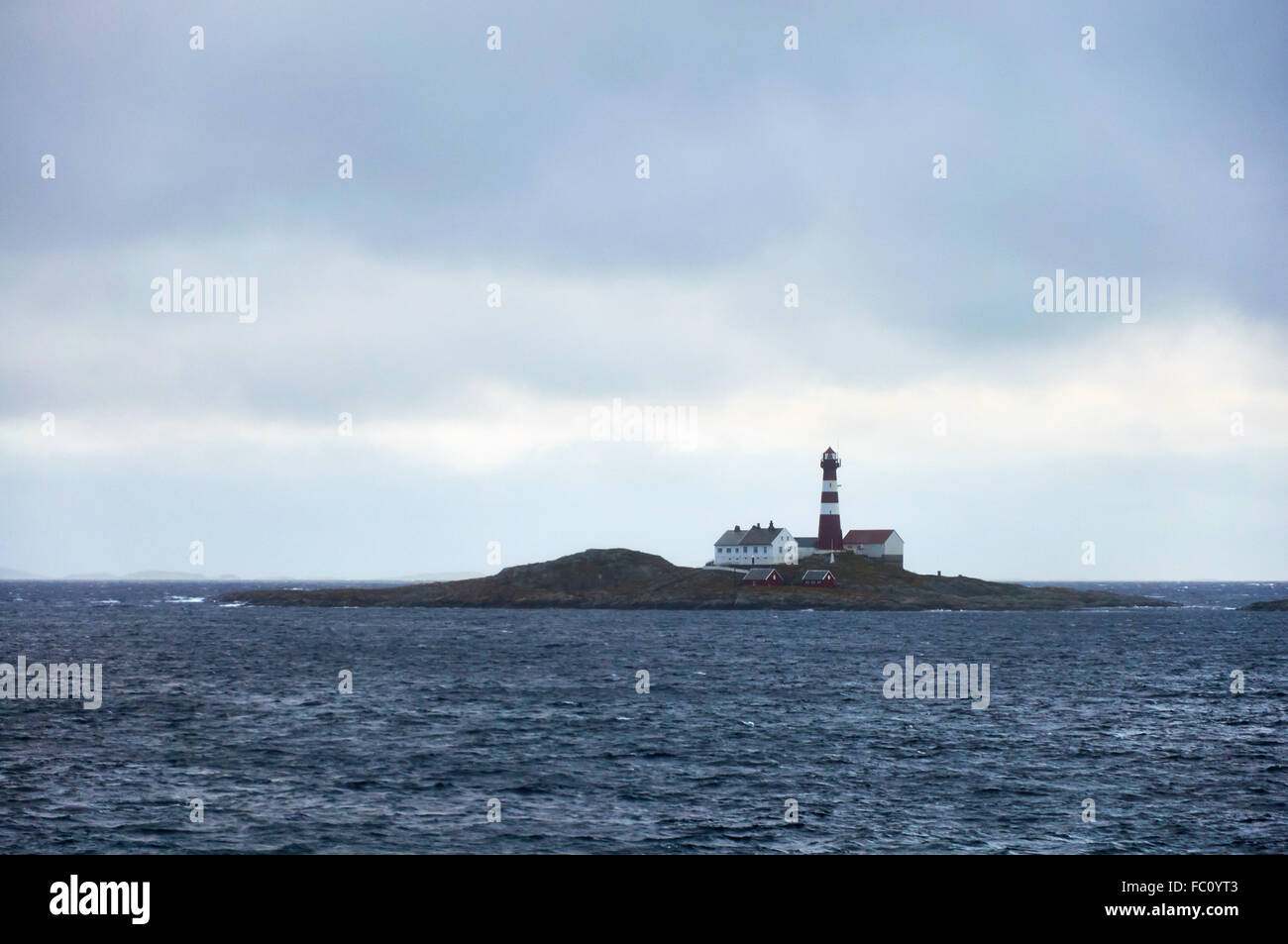 Lighthouse Landegode fyr, Nordland, Norwegen Stock Photo - Alamy