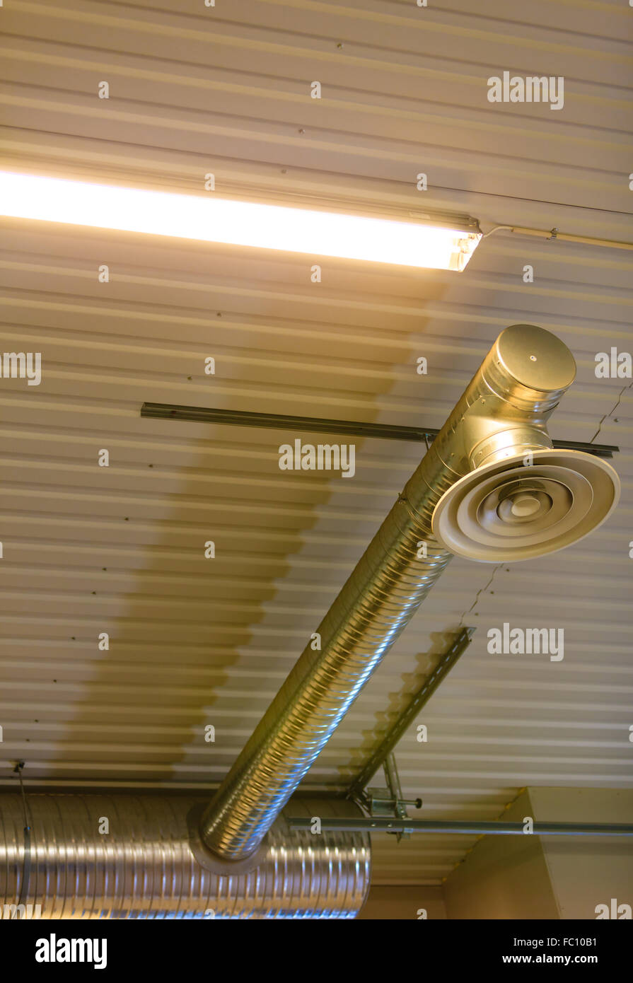 Indoor light hi-res stock photography and images - Alamy
