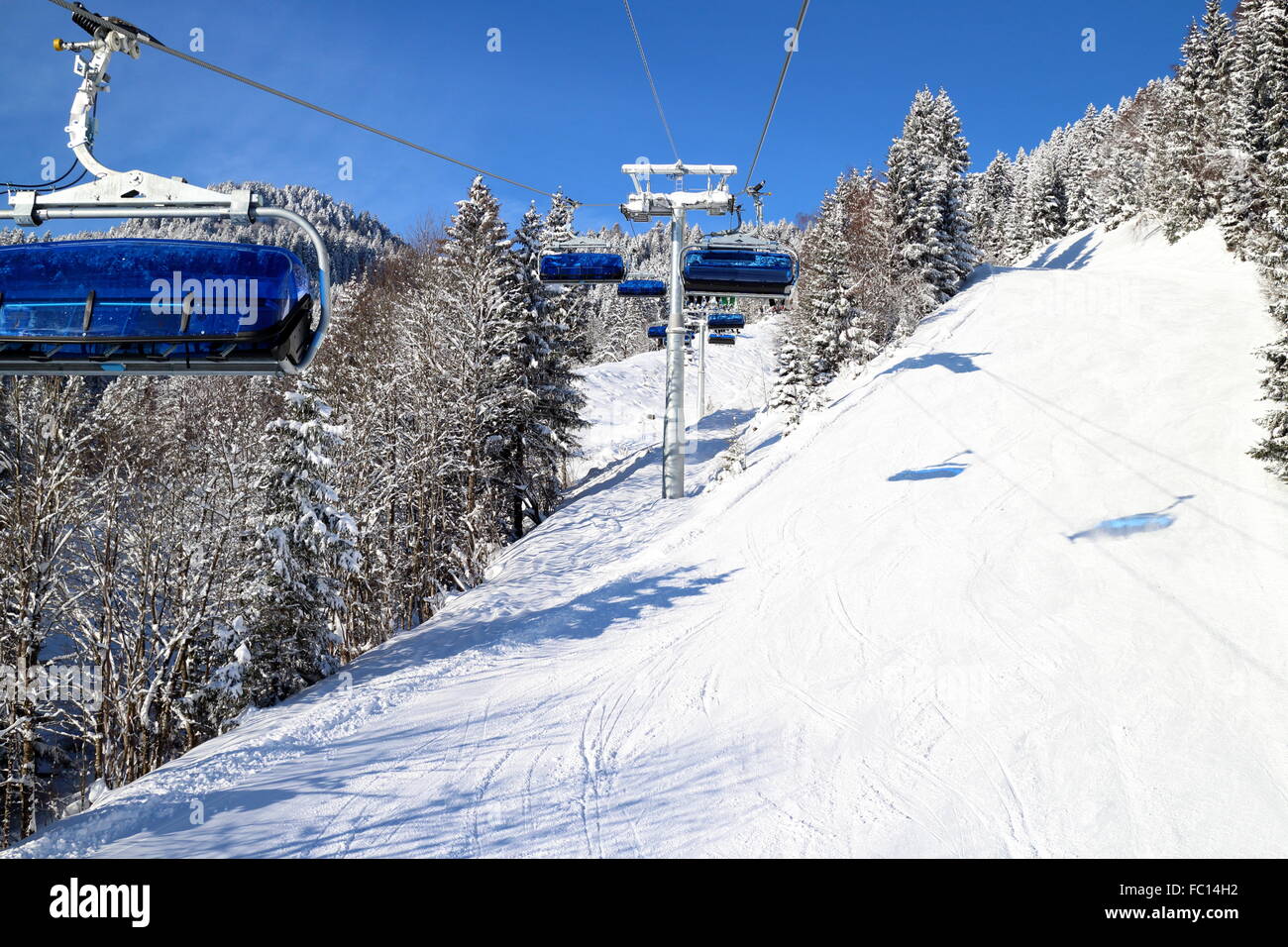 Modern resorts hi-res stock photography and images - Alamy