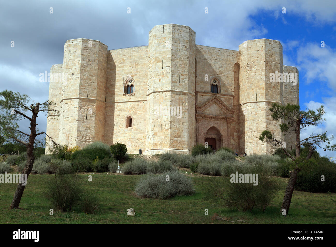 Castel del Monte Stock Photo - Alamy
