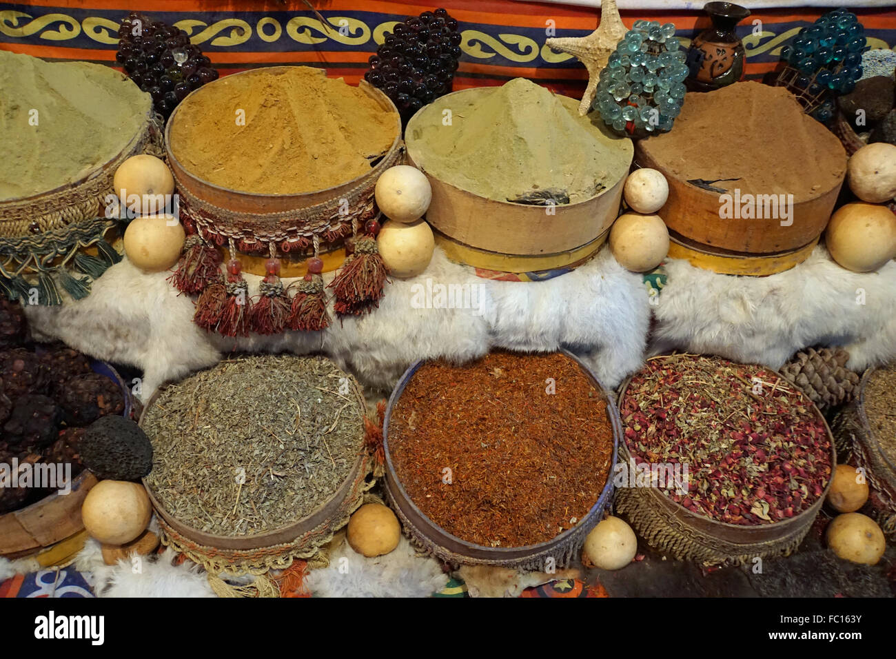 market in egypt with colorful spice and tea Stock Photo - Alamy