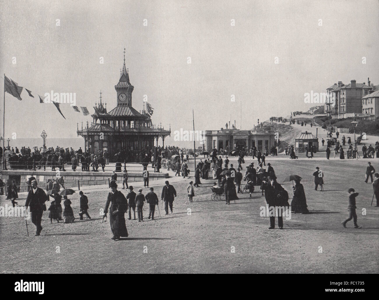 Bournemouth Pier Approach Stock Photos & Bournemouth Pier Approach ...