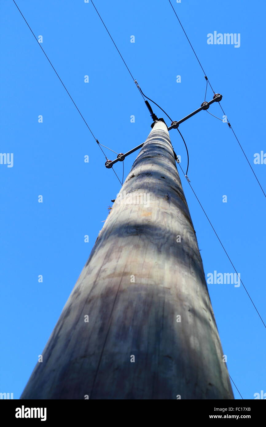 Holz pole hi-res stock photography and images - Alamy