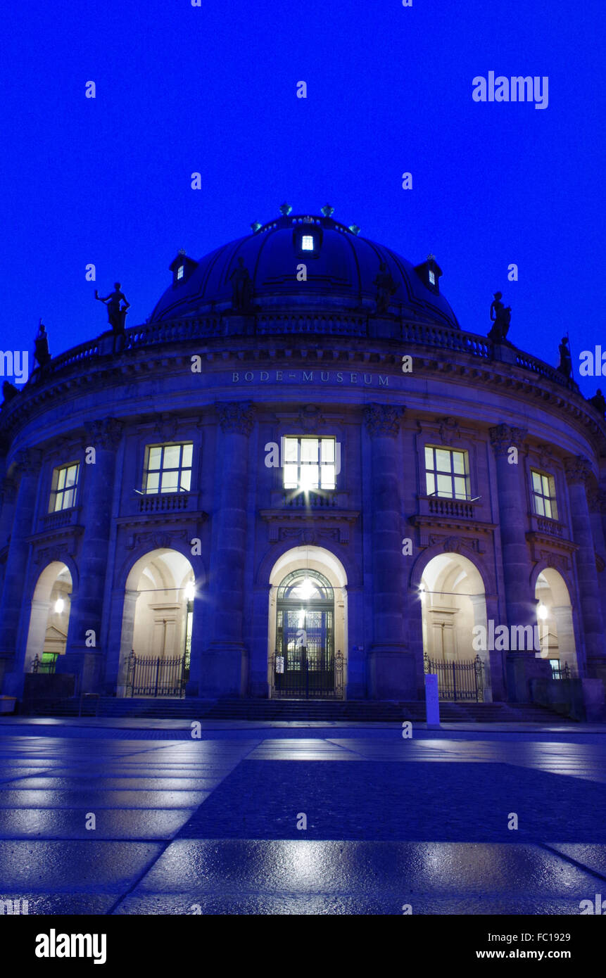 bode museum in berlin at night Stock Photo - Alamy