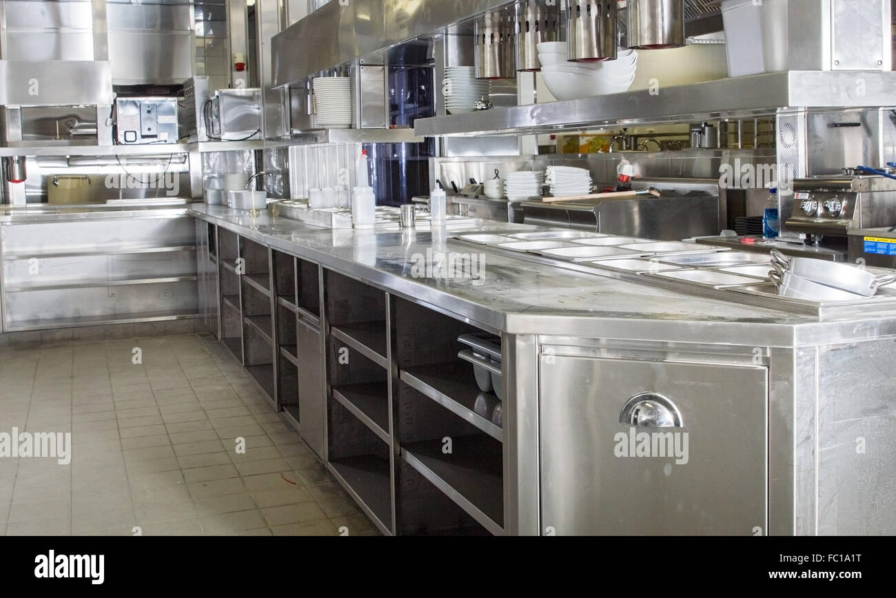 Professional kitchen, view counter in steel Stock Photo - Alamy
