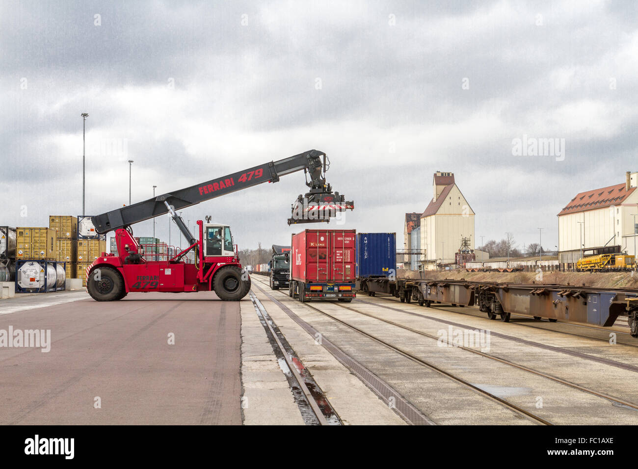 Trimodal Container Terminal High Resolution Stock Photography and ...