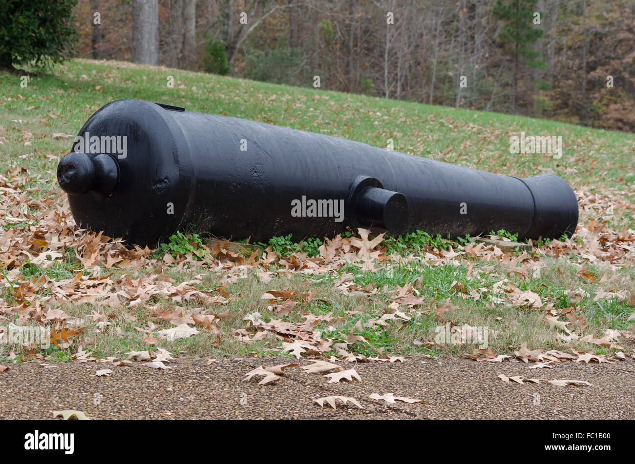 Large Cannon on ground Stock Photo - Alamy