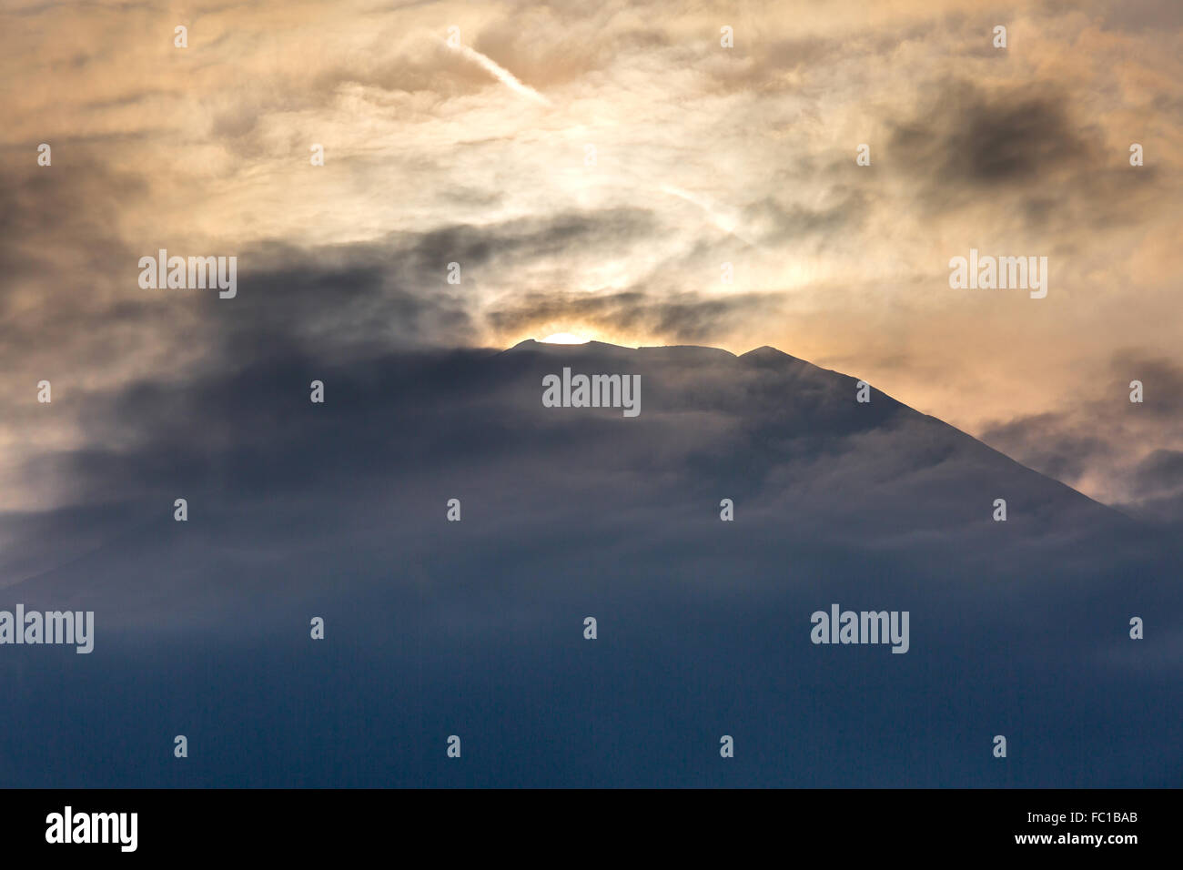 Diamond sunset hi-res stock photography and images - Alamy