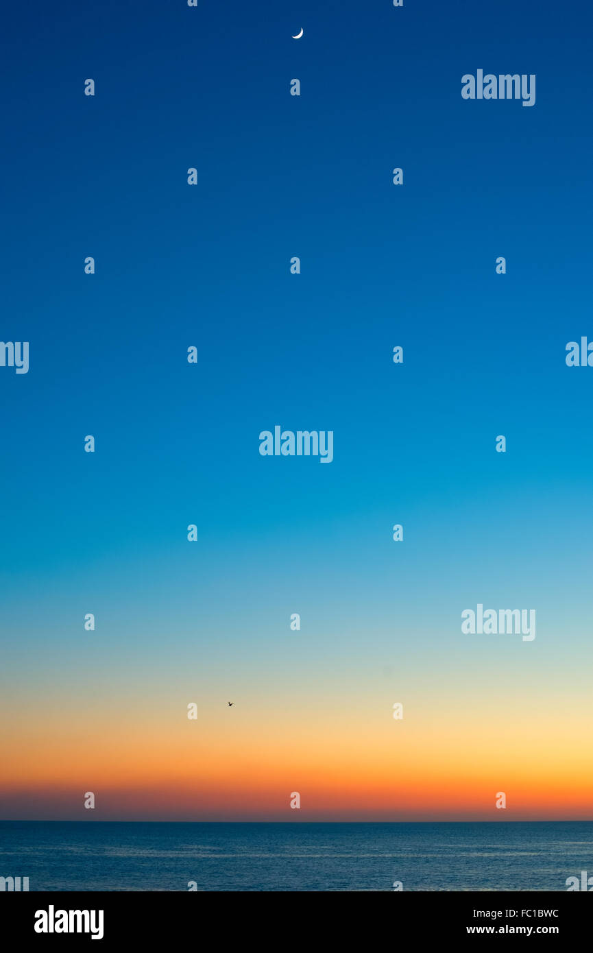 Minimalist Sunset High Resolution Stock Photography and Images - Alamy