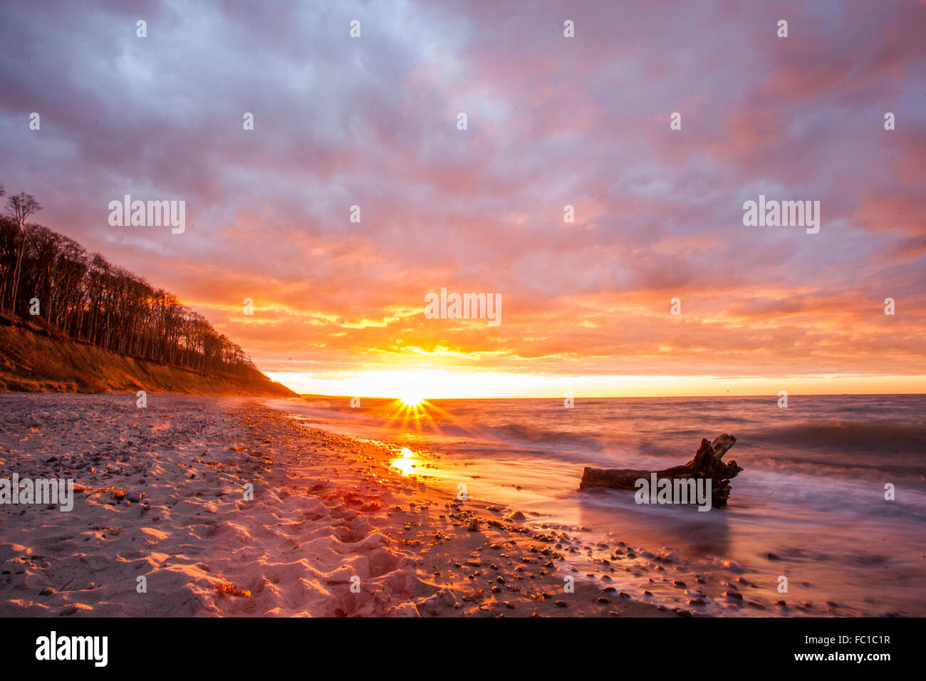 sunset baltic sea Stock Photo - Alamy