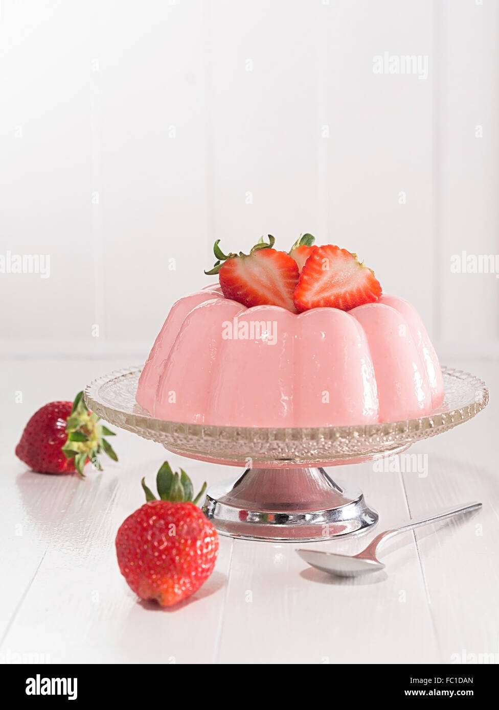 Blancmange hi-res stock photography and images - Alamy
