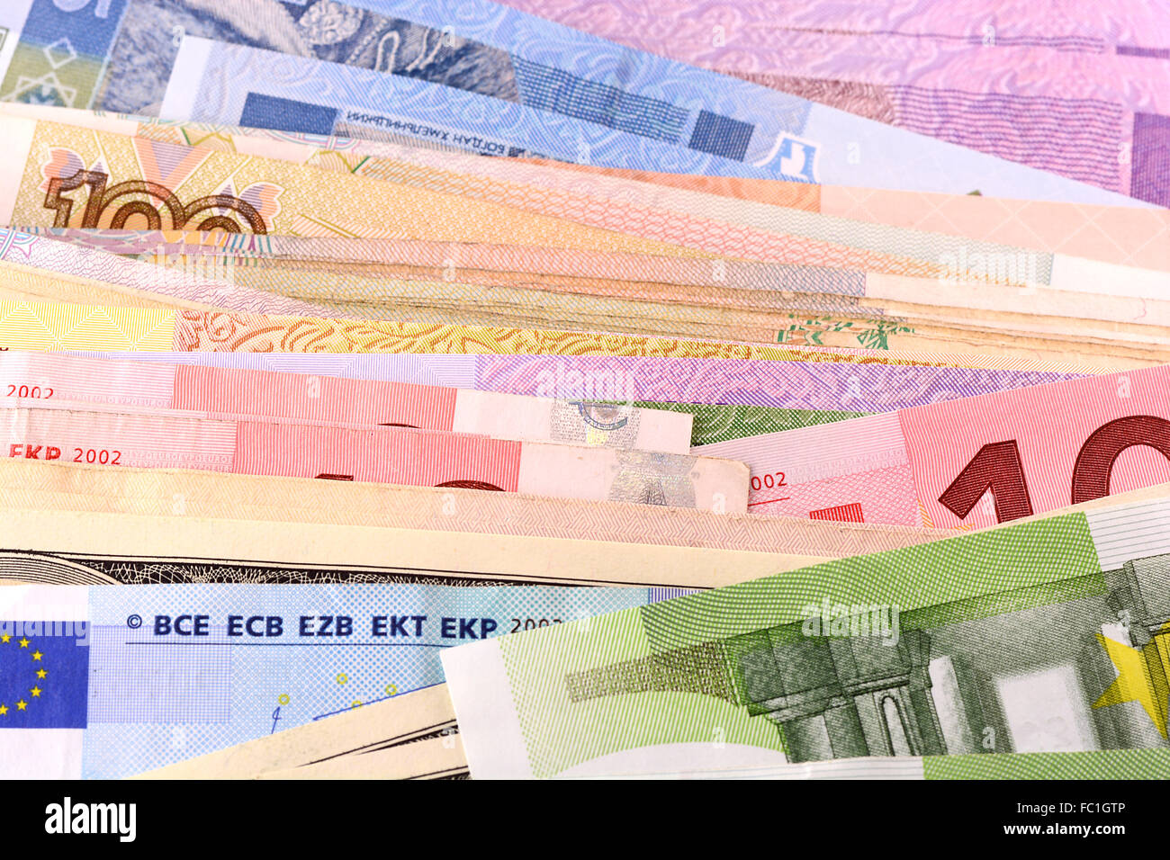 Green money banknote pattern hi-res stock photography and images - Alamy
