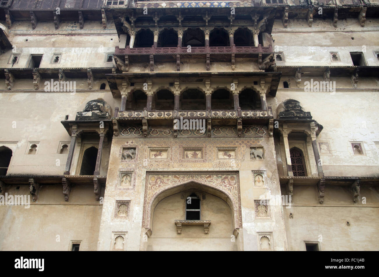 Exterior view of Datia Palace. Also known as Bir Singh Palace or Bir ...
