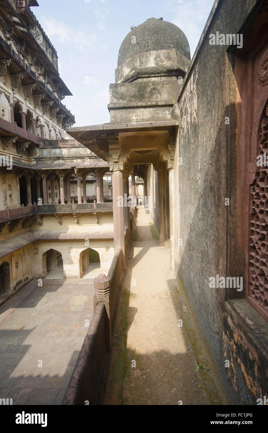 Interior view of Datia Palace. Also known as Bir Singh Palace or Bir ...