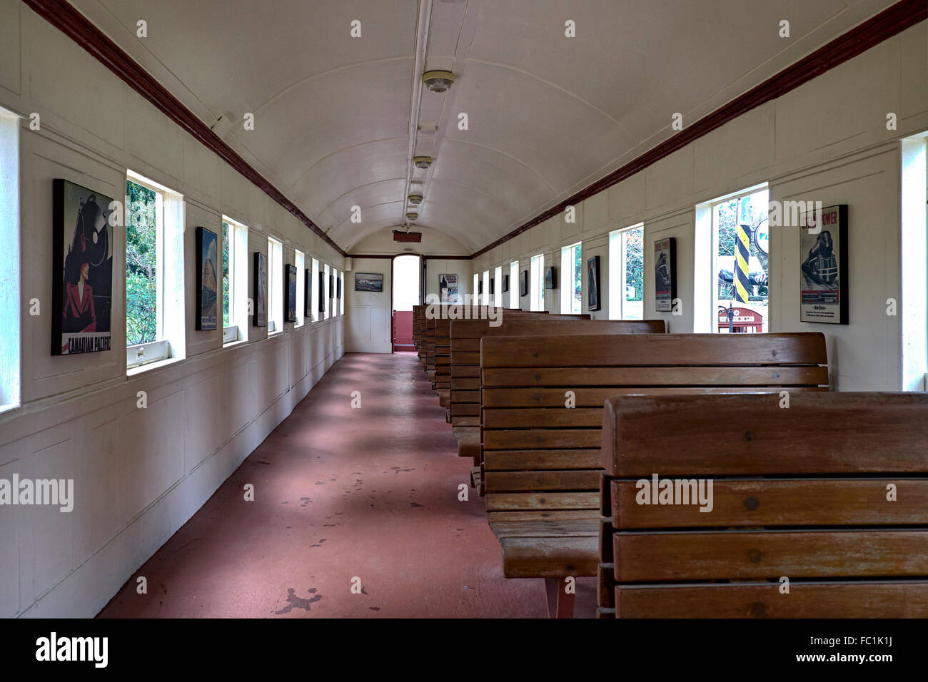 Interiors of trains hi-res stock photography and images - Alamy