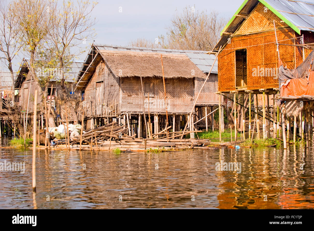 Stilted houses hi-res stock photography and images - Alamy