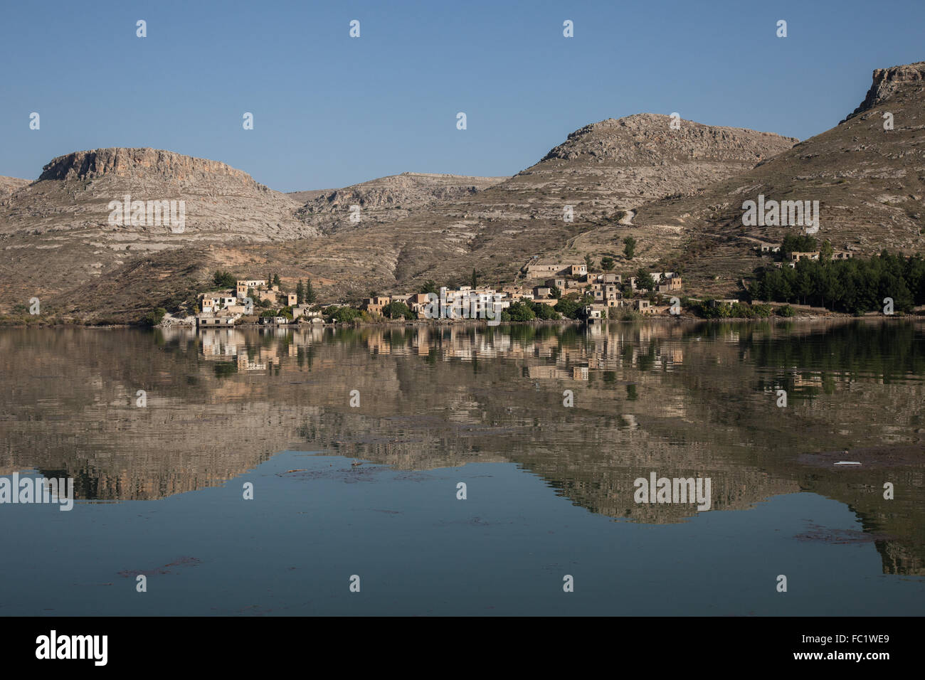 villages along the Euphrates River in southern Turkey Stock Photo - Alamy