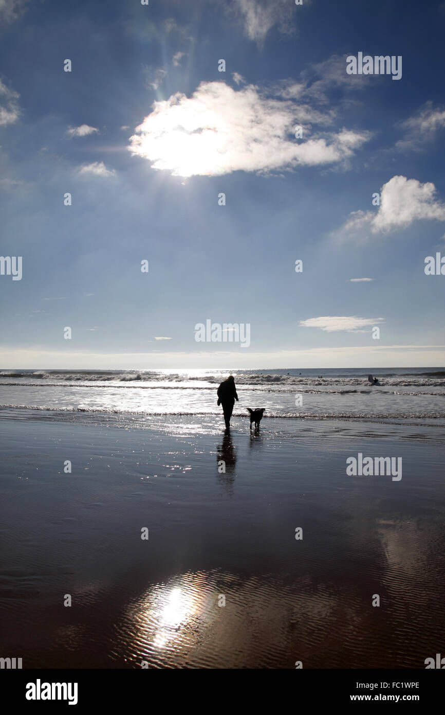 Sunburst horizon hi-res stock photography and images - Alamy