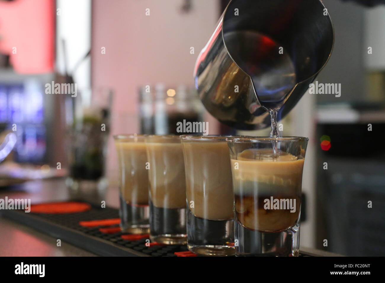 Bartendress hi-res stock photography and images - Alamy
