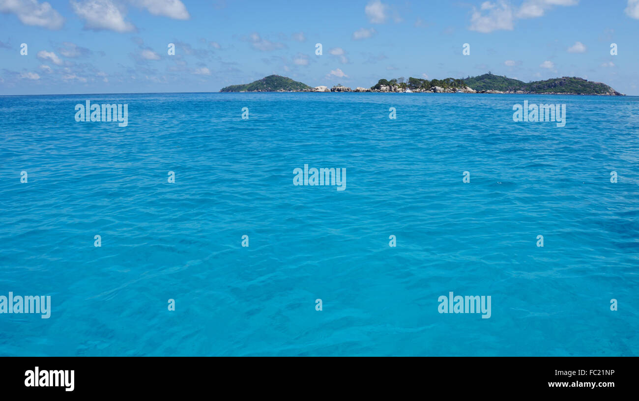 deep blue indian ocean Stock Photo - Alamy
