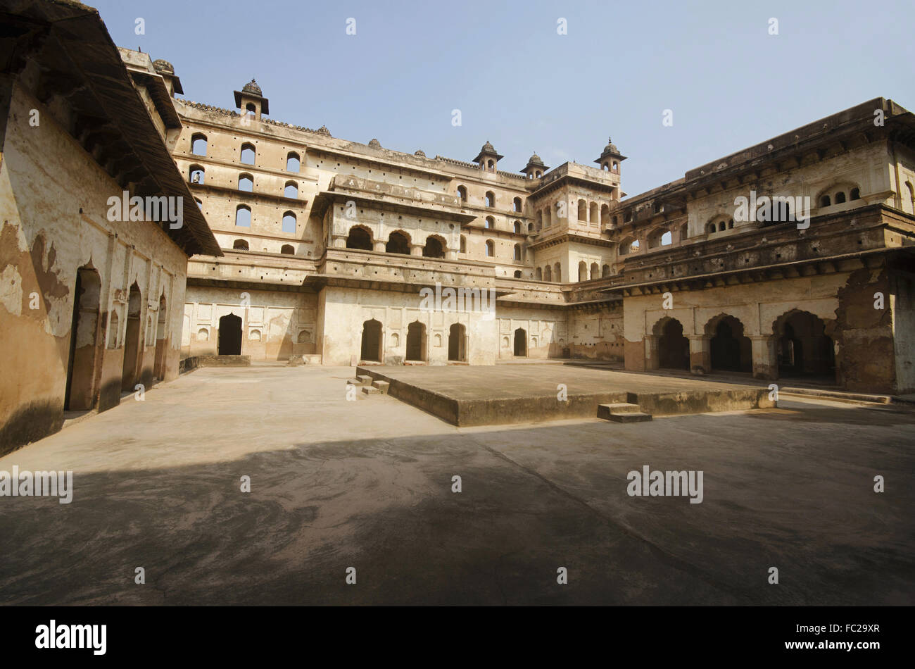 Interior view of Raj Mahal. Orchha Palace (Fort) Complex. Orchha ...
