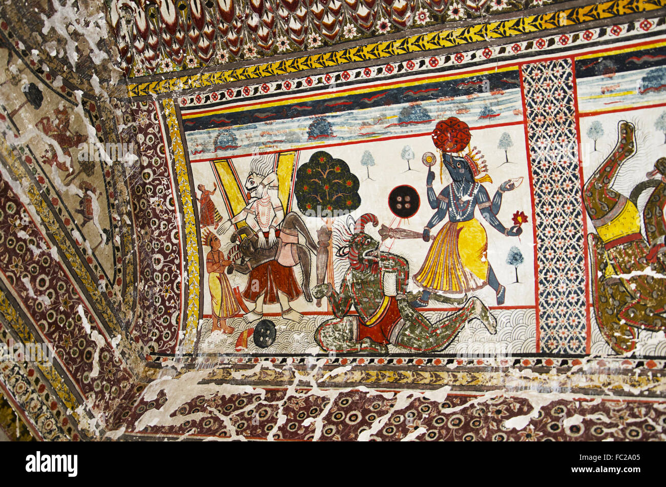 Mythological paintings on the ceiling of Raj Mahal. Orchha Palace (Fort ...
