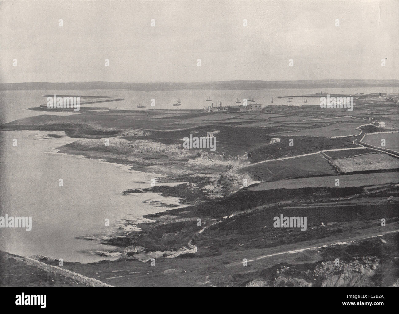 Holyhead breakwater hi-res stock photography and images - Alamy