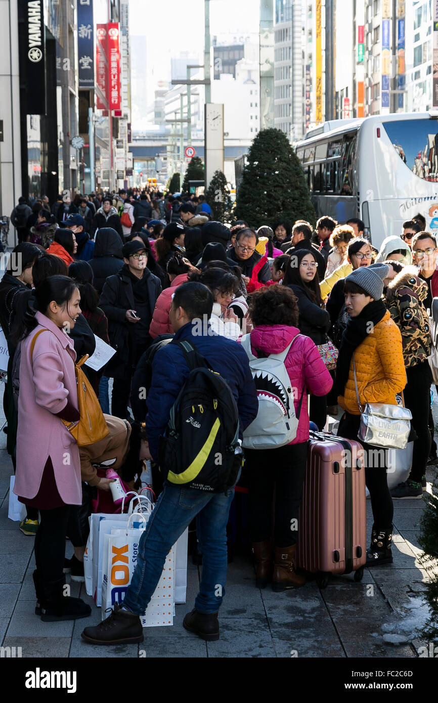 Number 73 bus hi-res stock photography and images - Alamy