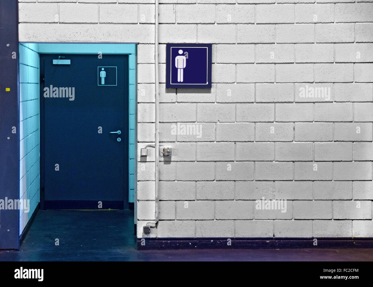 Lavatory entrance hi-res stock photography and images - Alamy