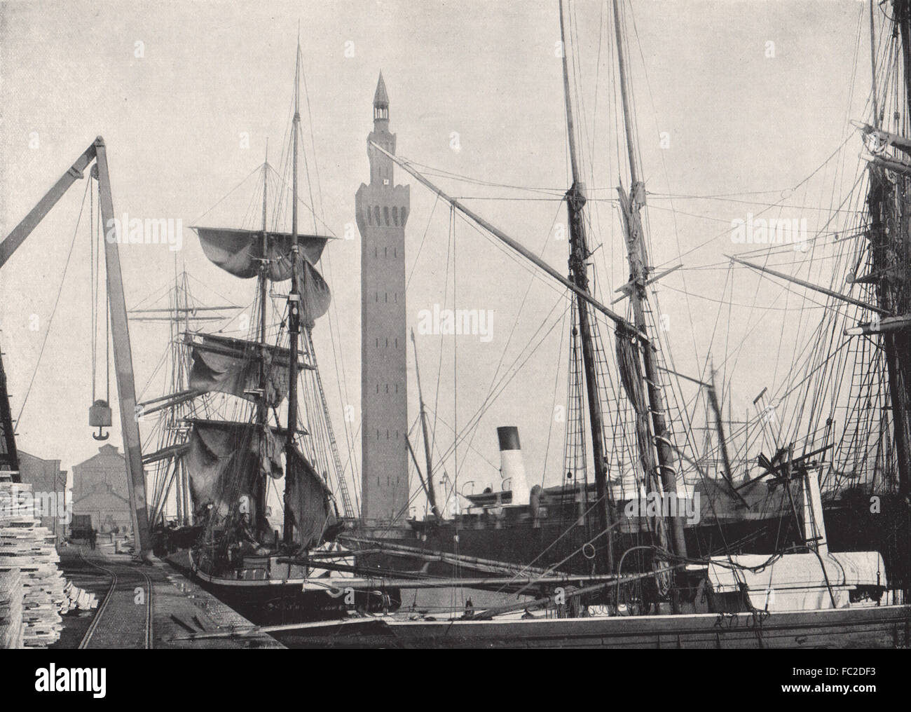 London docks 19th century photo hi-res stock photography and images - Alamy