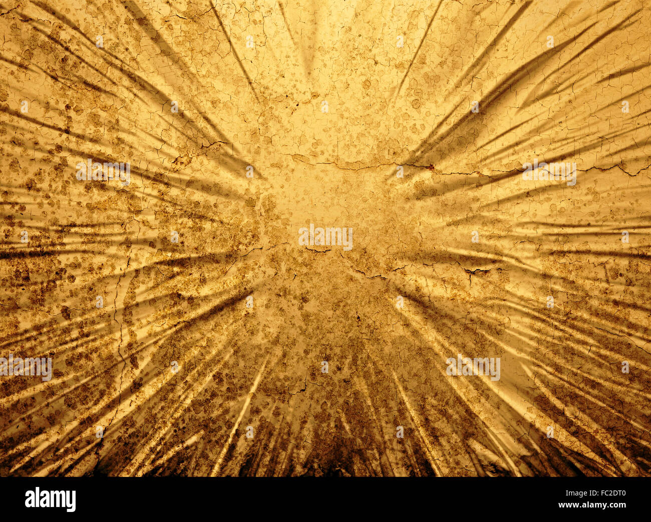Cracked gold grunge background Stock Photo - Alamy