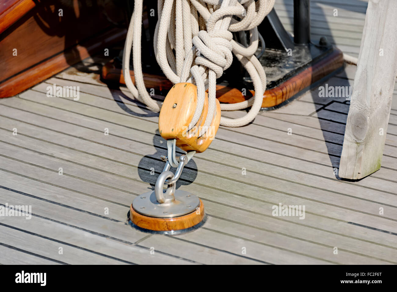 Sailboat block and rope detail horizontal Stock Photo - Alamy