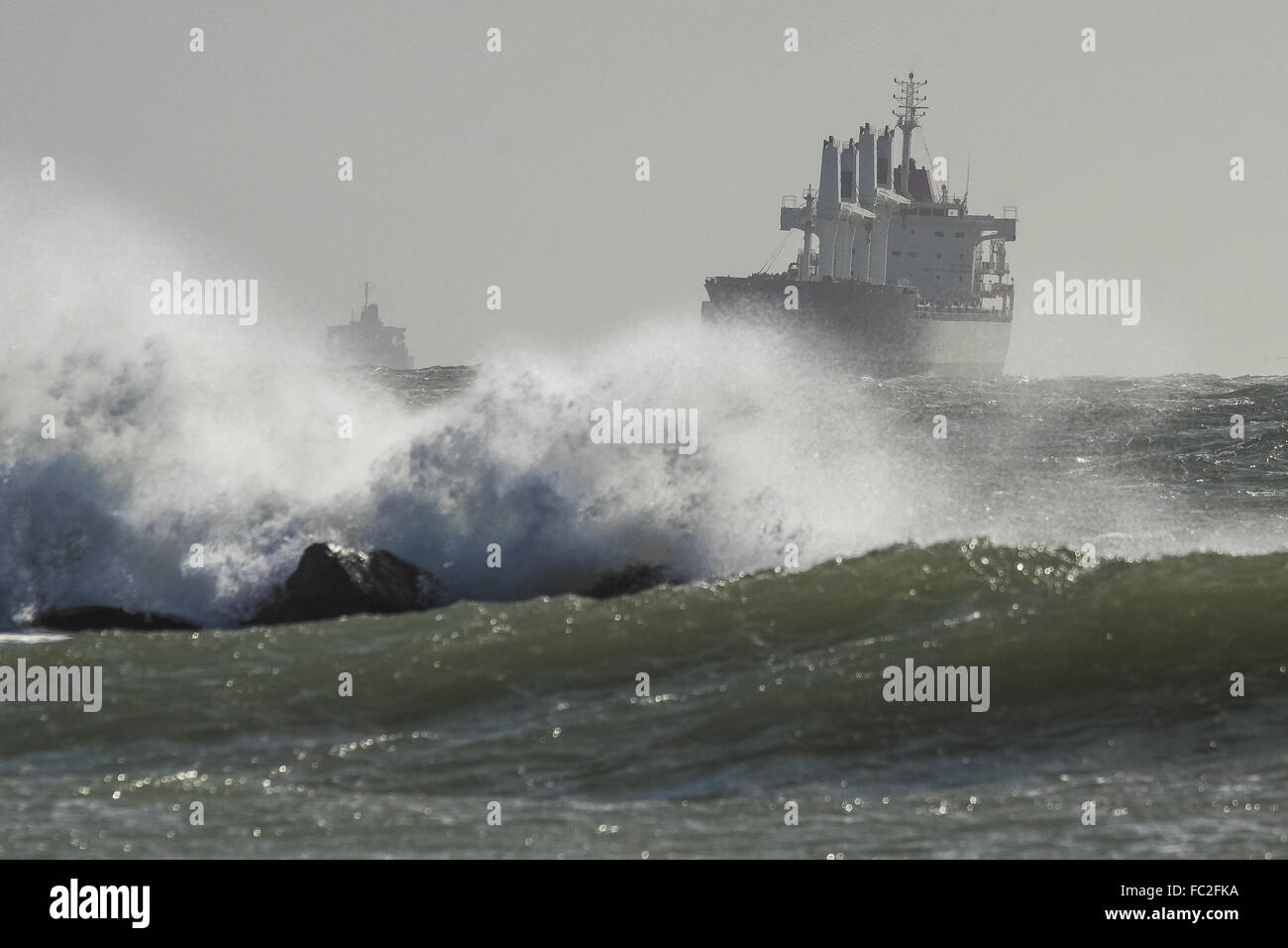 Stranding risk hi-res stock photography and images - Alamy