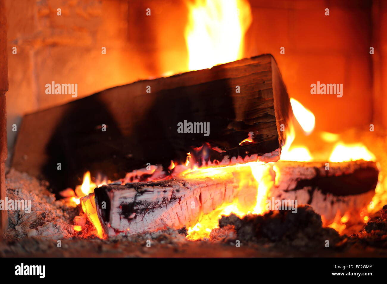 Fossil fireplace hi-res stock photography and images - Alamy