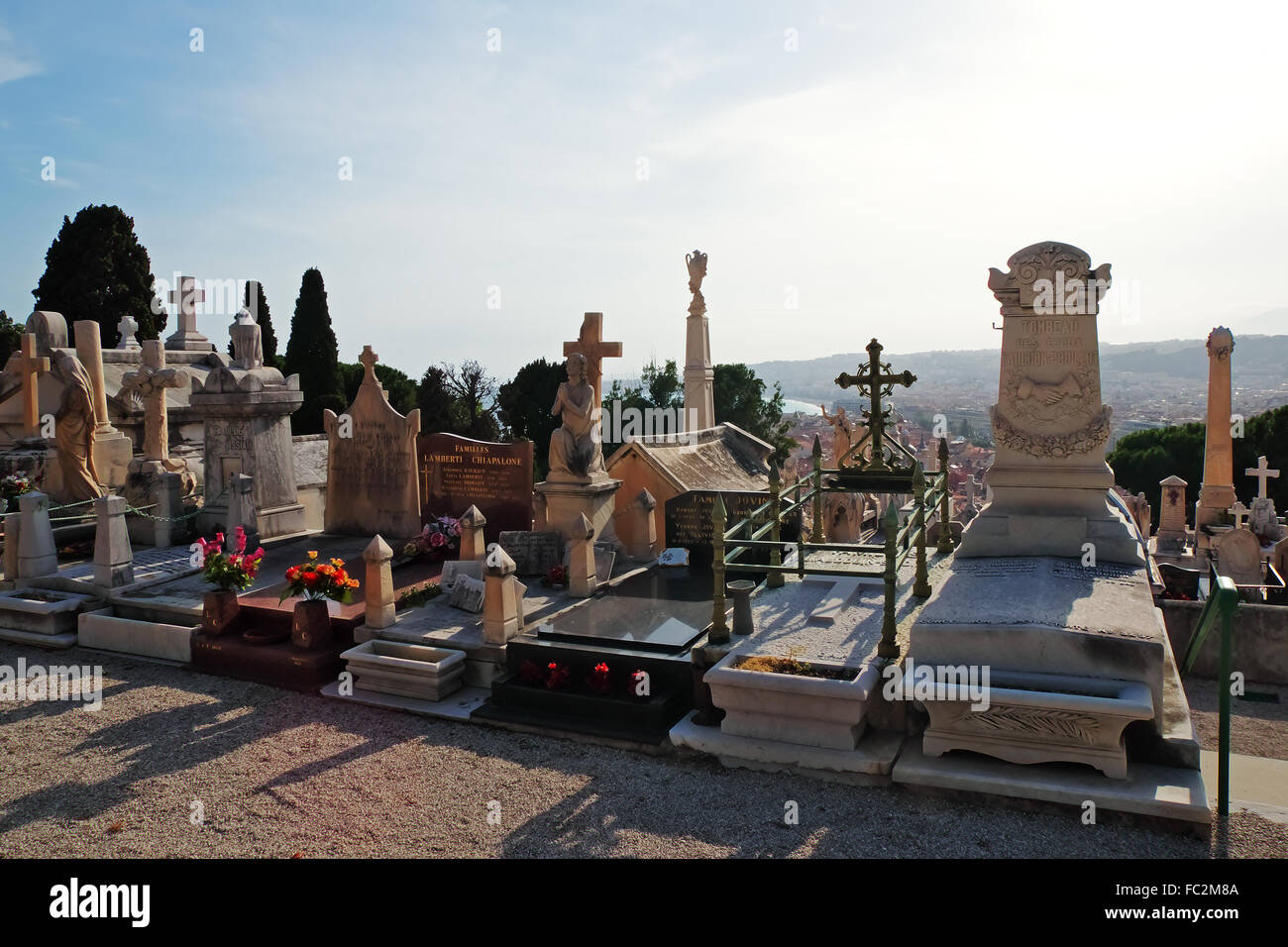 The cemetery Cimetiere du Ch├óteau in Nice Stock Photo - Alamy