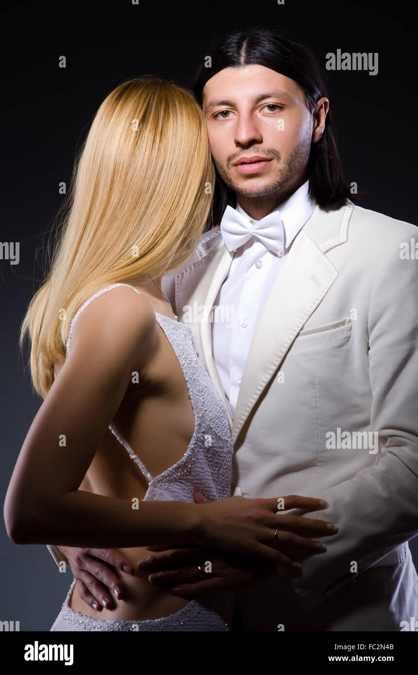 Pair Of Man And Woman In Love Stock Photo Alamy pair-of-man-and-woman-in-love-stock-photo-alamy